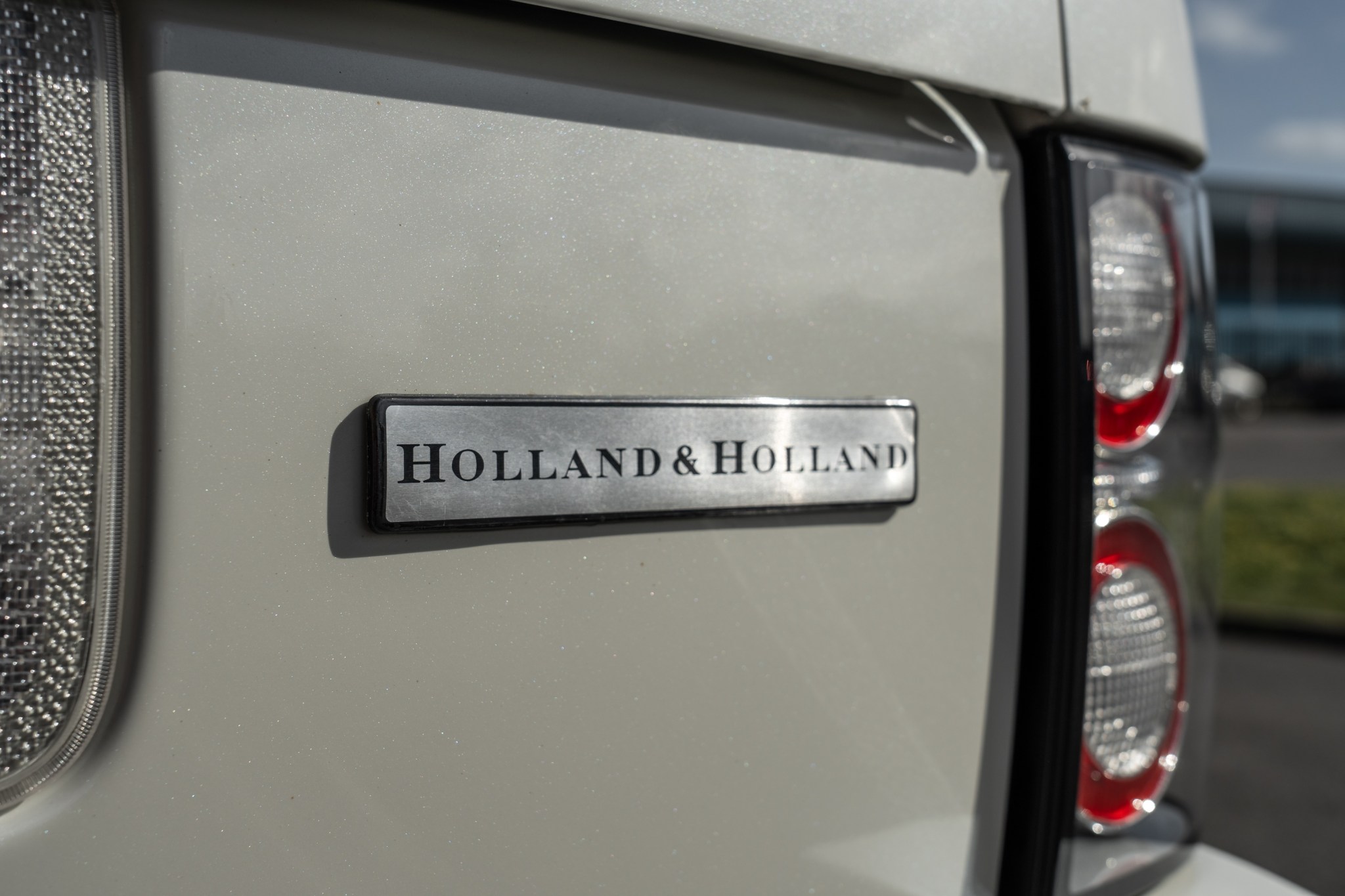 RANGE ROVER HOLLAND & HOLLAND by OVERFINCH 2009 (L322) – HOW MANY MADE